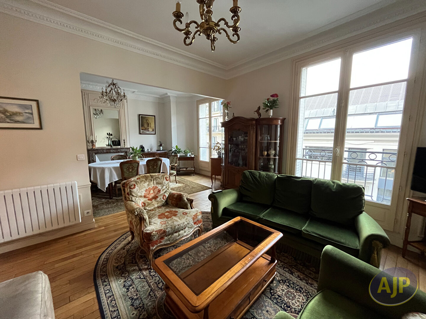 Agence immobilière Paris 15eme : AJP Delon Immobilier Grenelle