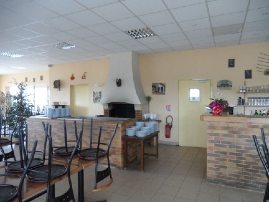 RESTAURANT OUVRIERS-ROUTIERS L IV 49. Maine et Loire Angers 49000