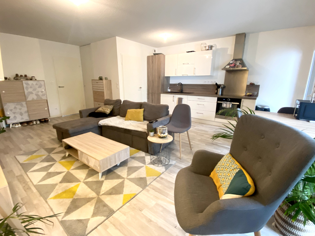Appartement Lumineux et idéalement situé 64 m²