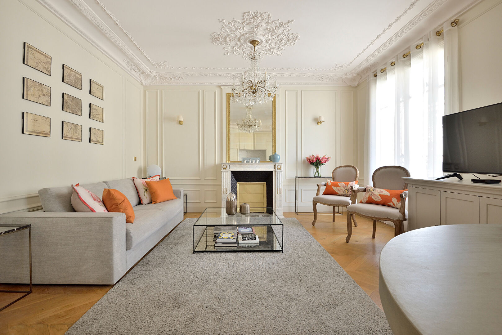 Eiffel Tower Breteuil - VINGT Paris Paris Real Estate