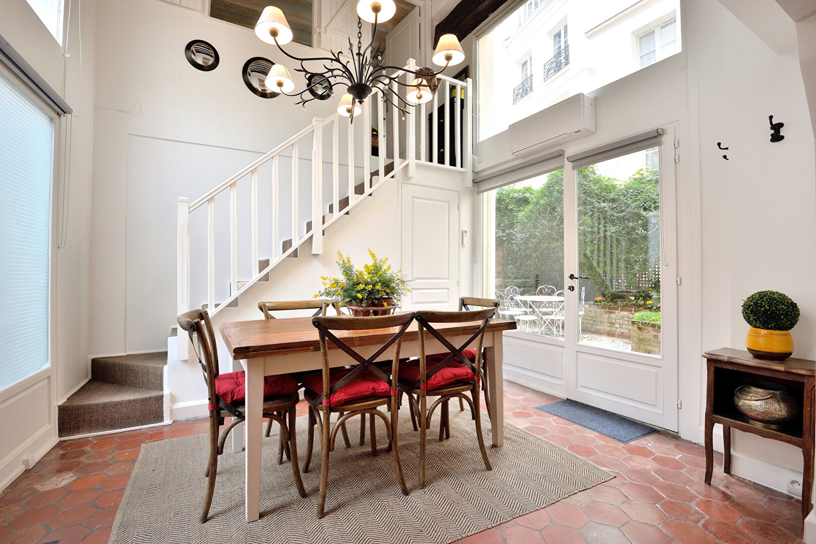 A handy checklist for sellers of French property - VINGT Paris